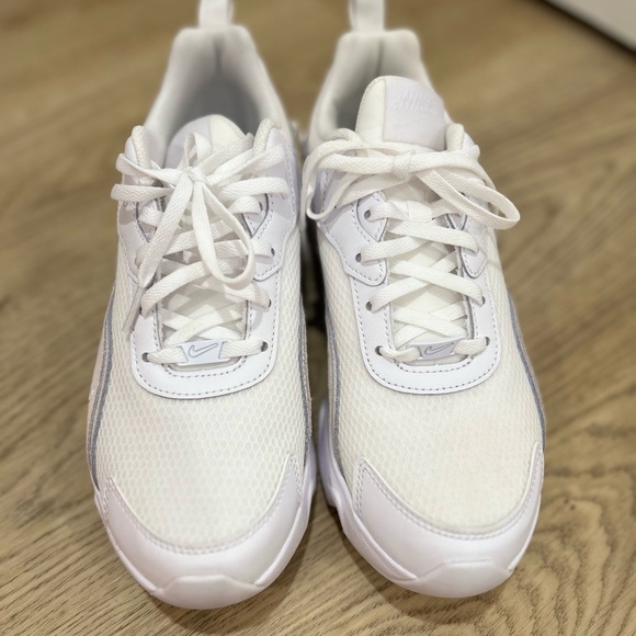 Nike | Shoes | Nike Ryz Ii 365 Womens White Chunky Casual Running Shoes ...
